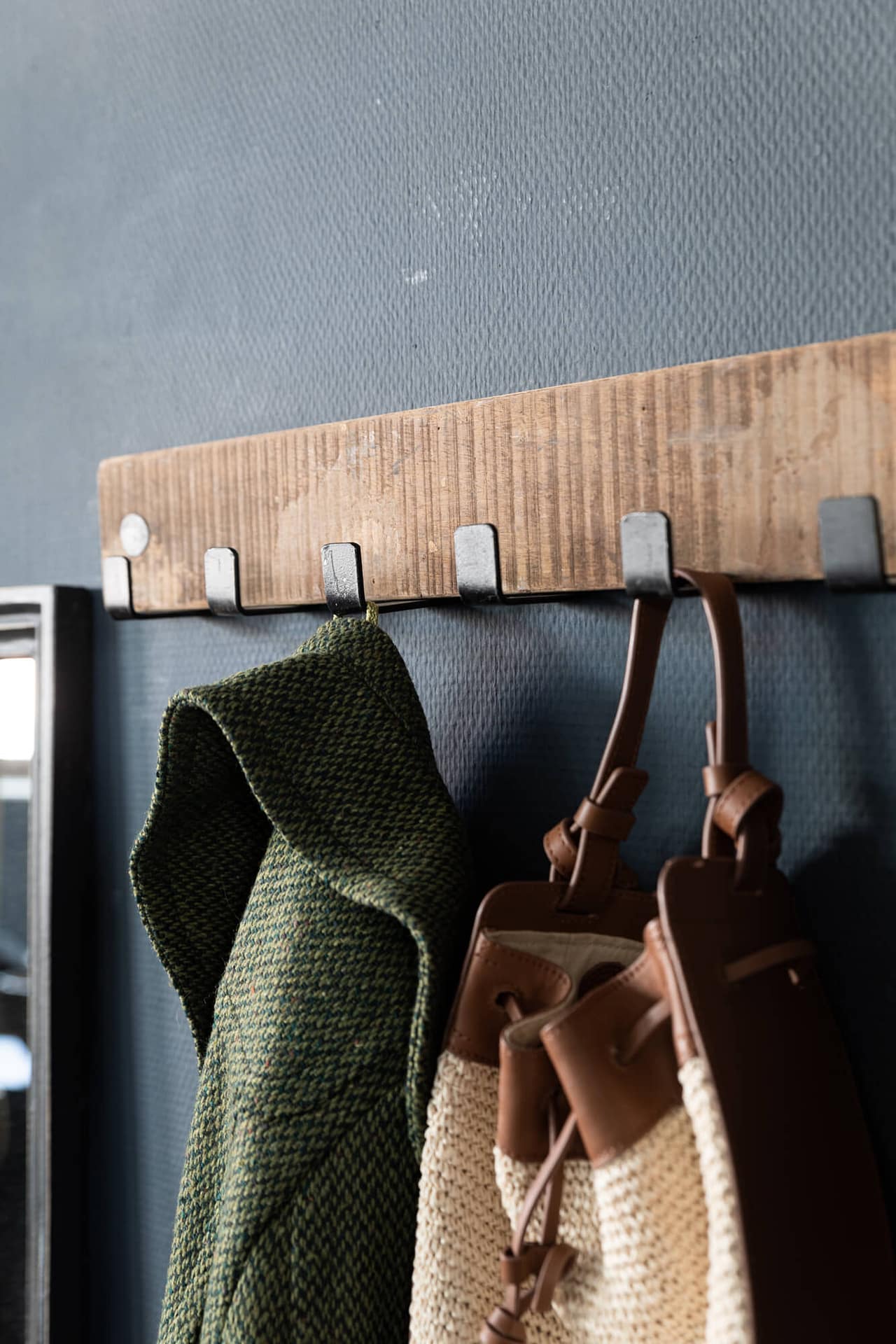 8 hook recycled wood - Soulosofie Mallorca